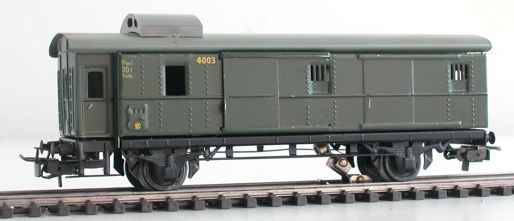 Märklin Gepäckwagen Pwi der DB Spur H0 (Defekt) in Oberwil BL für CHF ...