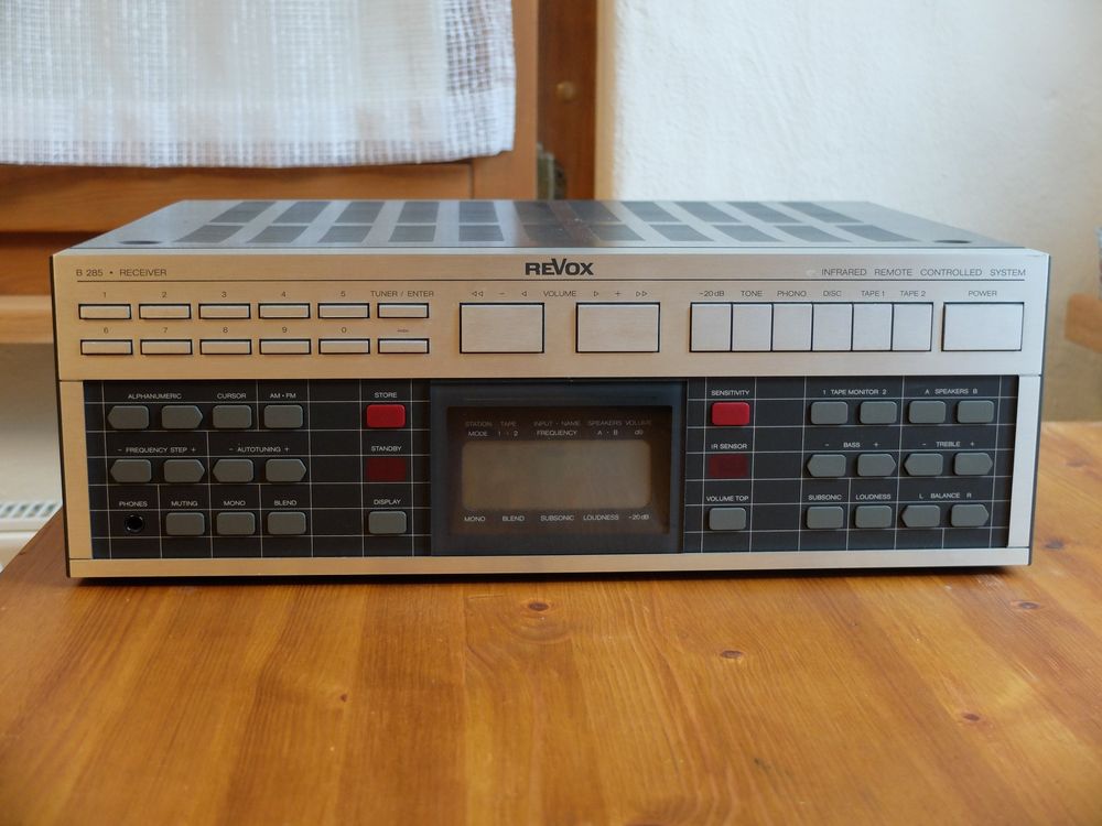 REVOX B 285 (Defekt) in Greppen für CHF 50 – nur Abholung auf Ricardo ...