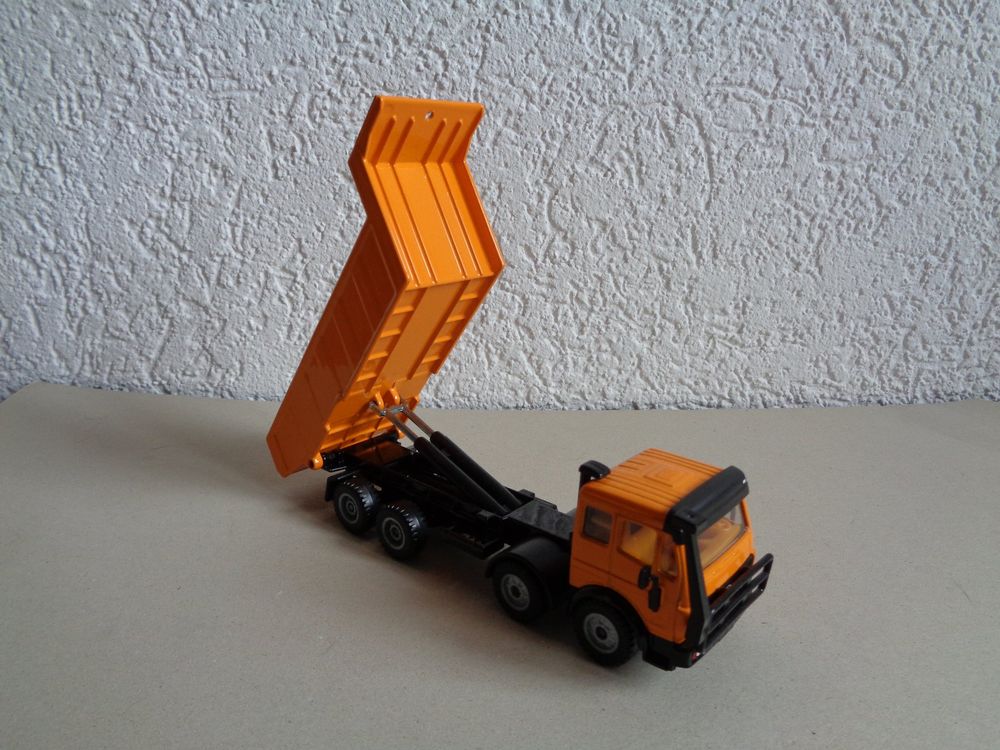 SIKU 2923 Mercedes SK 4-Achs-Kipper (Neu (gemäss Beschreibung)) in ...