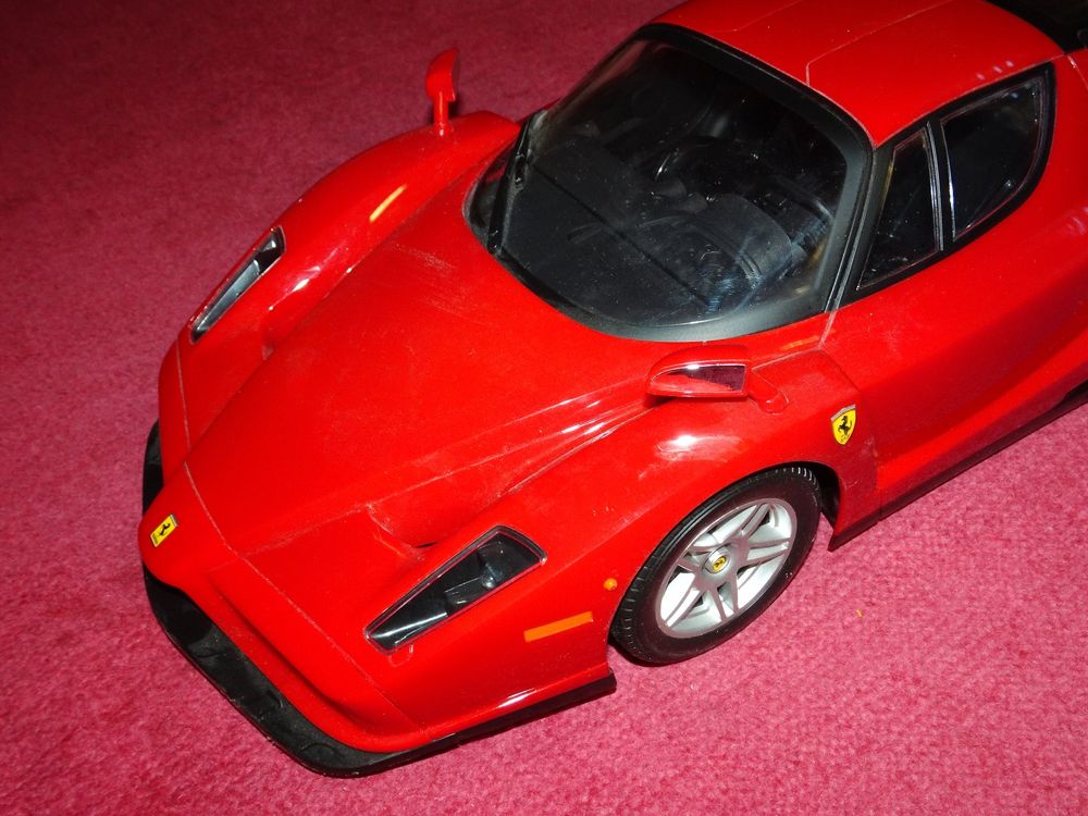 Modellauto Ferrari ENZO 1:10, rot | Kaufen auf Ricardo