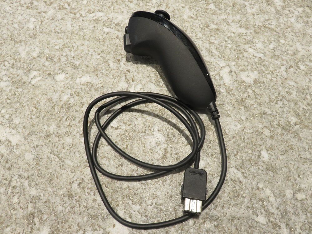 Nunchuck für WiiMote | Kaufen auf Ricardo