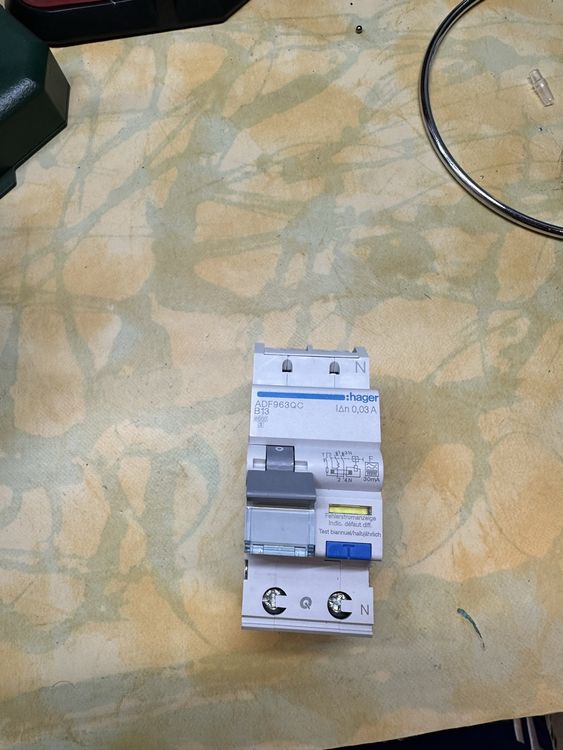 Fehlerstrom-/Leitungsschutzschalter Hager 1P+N 230V B 13A 30 (Neu und originalverpackt) in ...
