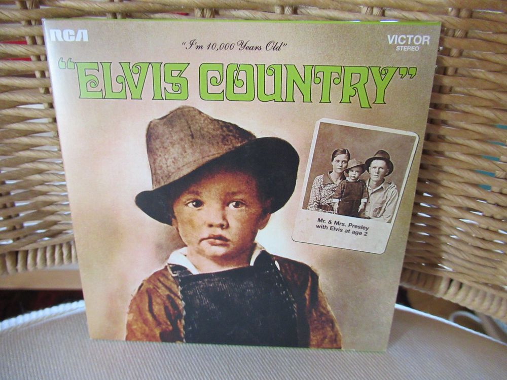 ELVIS PRESLEY - ELVIS COUNTRY (Gebraucht) in Grône für CHF 5 – mit ...