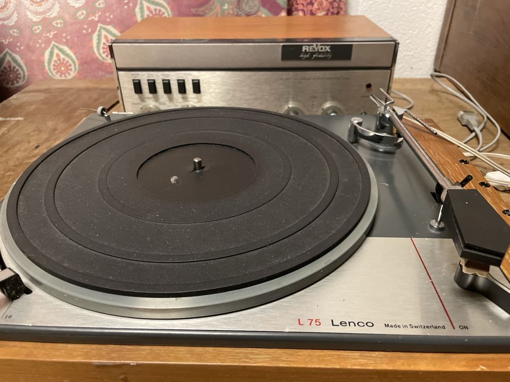 Lenco L75 Plattenspieler, Revox A50 Verstärker - Vintage! (Defekt) in ...