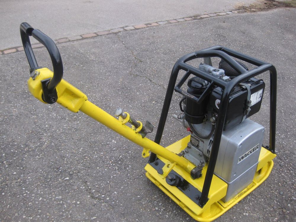 IM AUFTRAG WACKER DPU 2950 JG 1999 DIESEL LÄUFT | Acheter sur Ricardo