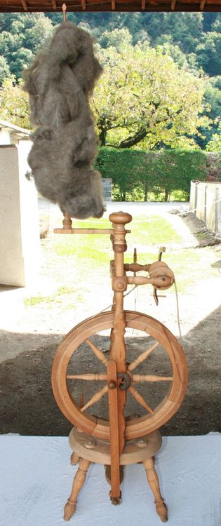Antikes Spinnrad original, kein Nachbau. | Kaufen auf Ricardo