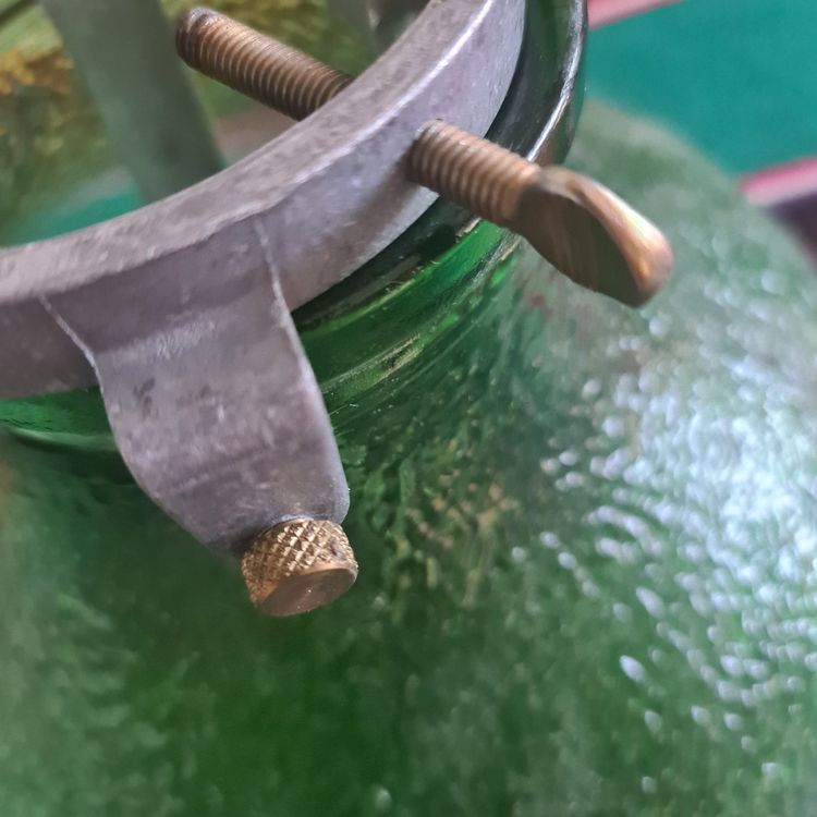 Christbaumständer für Bäume bis 180cm (Gebraucht) in Basel für CHF 14 ...