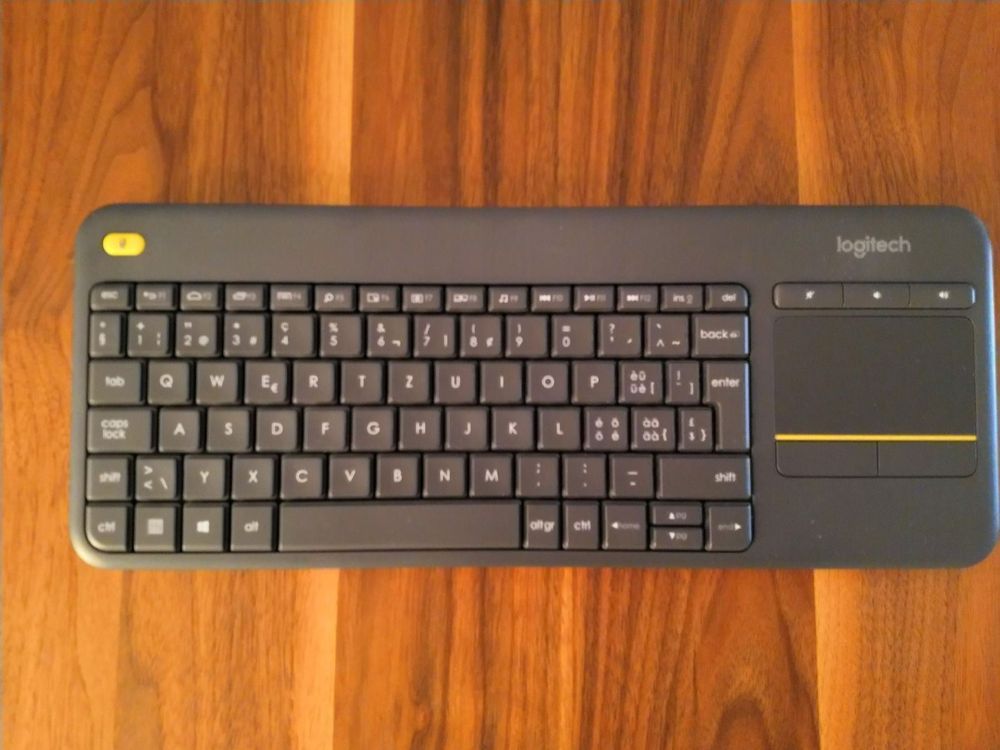 Logitec - Tastatur K400 Plus CH-Layout | Kaufen auf Ricardo