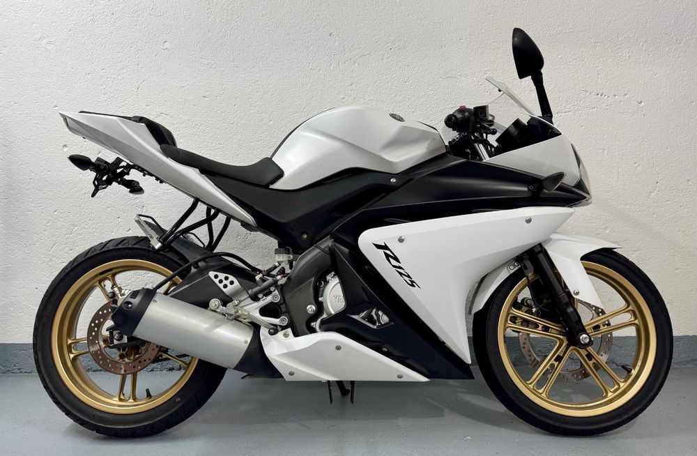 Yamaha YZF R125, Spec. Edition frisch ab MFK (Neu (gemäss Beschreibung)) in Urdorf für CHF 4599 ...