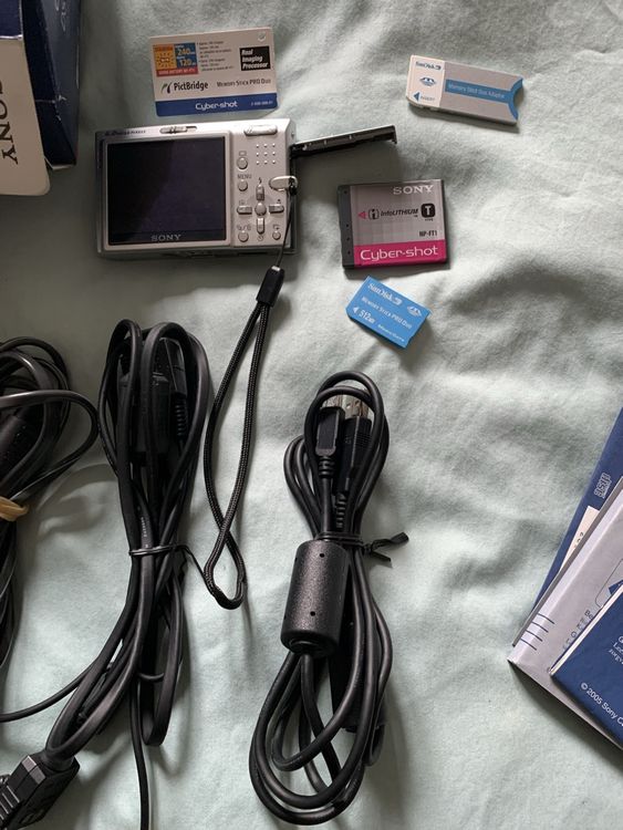 Sony Cyber-shot DSC-T9 Digitalkamera mit Zubehör, Top! (Gebraucht) in ...
