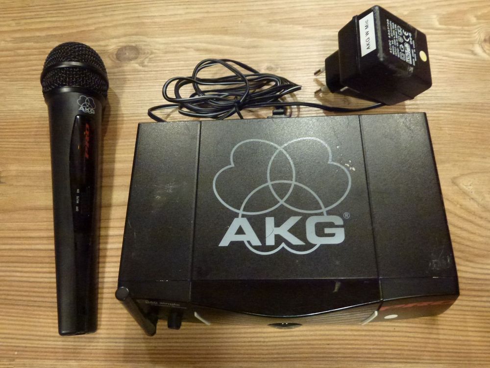 Funkmikrofon-Set AKG SR40 PRO (Gebraucht) in Dornach für CHF 30 – mit ...
