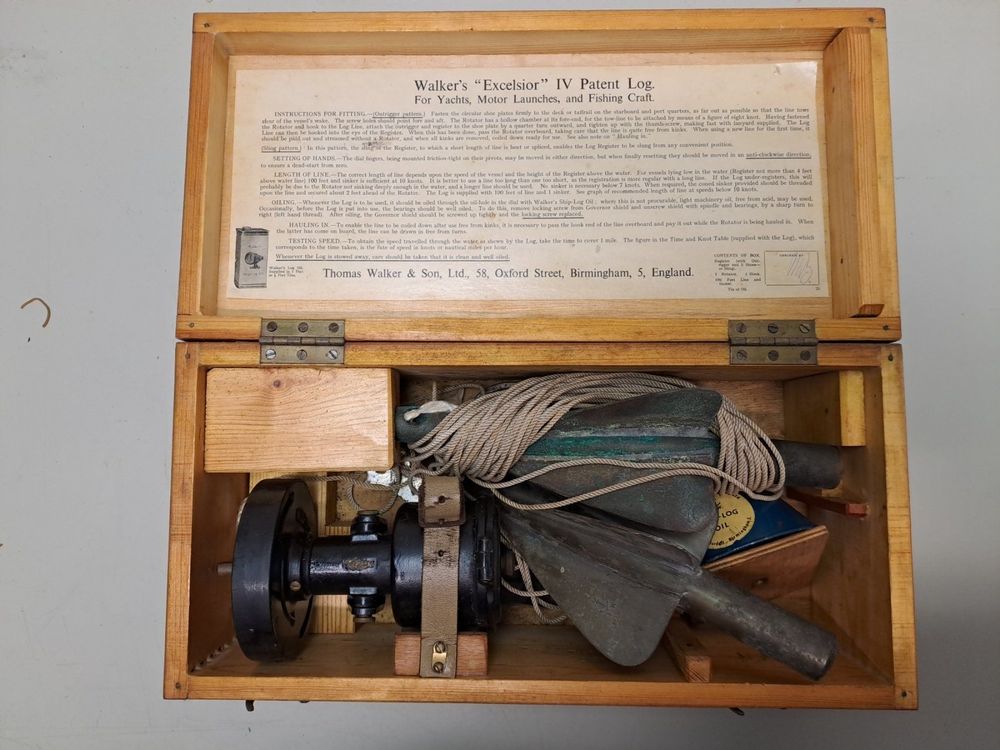 Antiker Walker's "Excelsior" Log im Holzkasten (Gebraucht) in Chur für ...