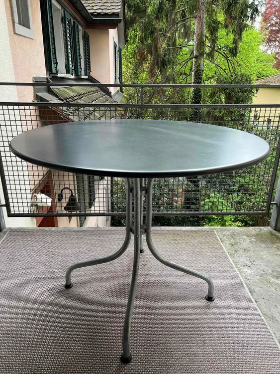 Schaffner Gartentisch - Grau, Rund (Gebraucht) in Zürich für CHF 171 ...