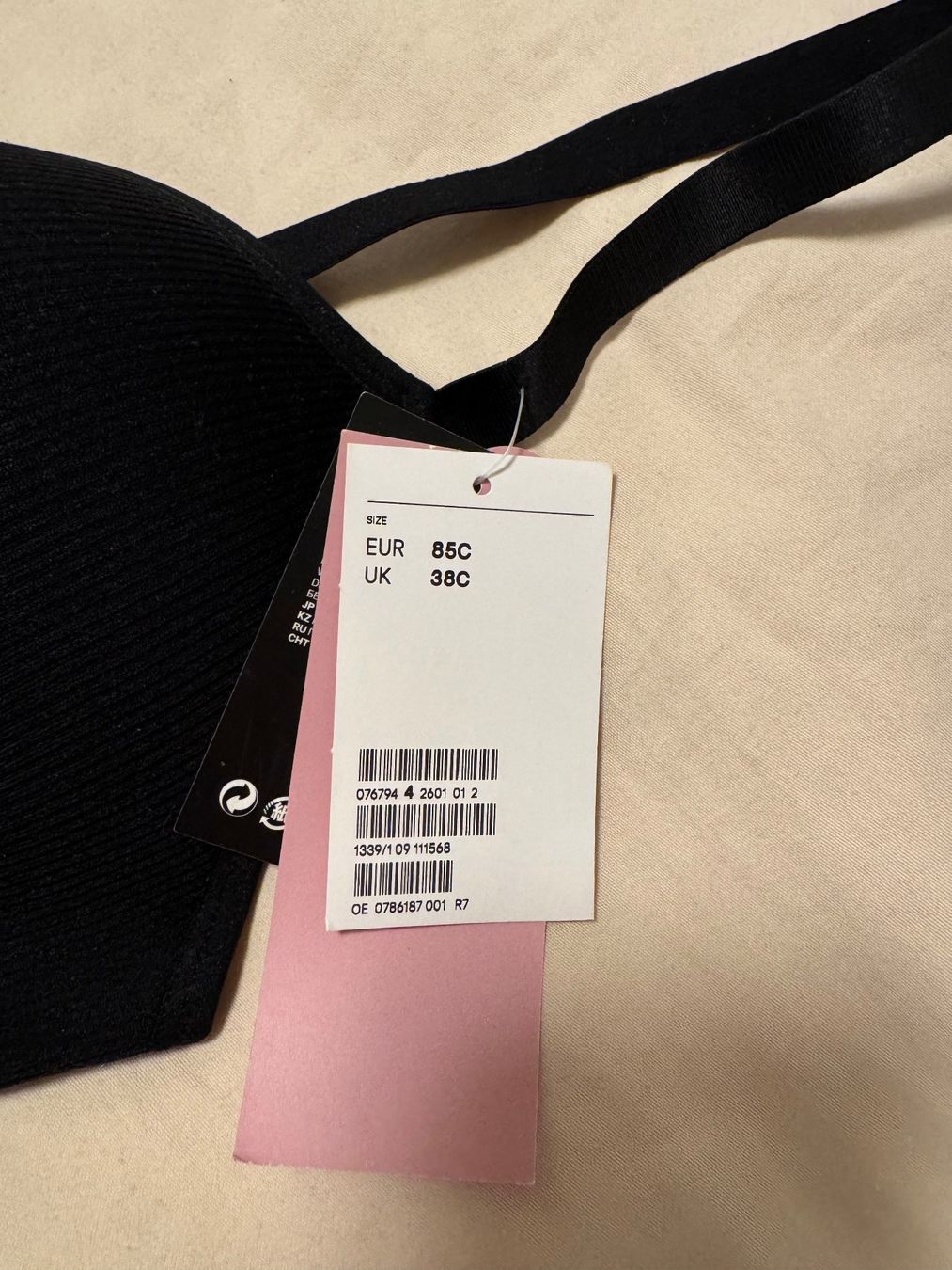 Schwarzer H&M BH, Grösse 85C - Neu mit Etikett! (Neu und ...