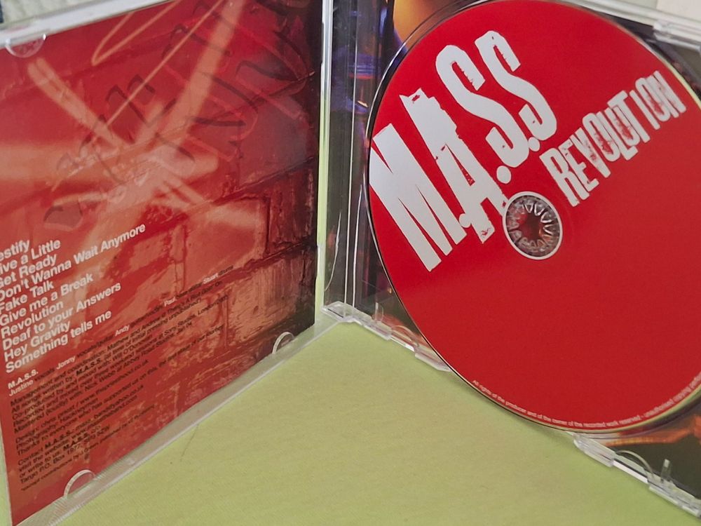CD M.A.S.S. - Revolution / Indie- Alternative Rock🟨 (Gebraucht) in ...