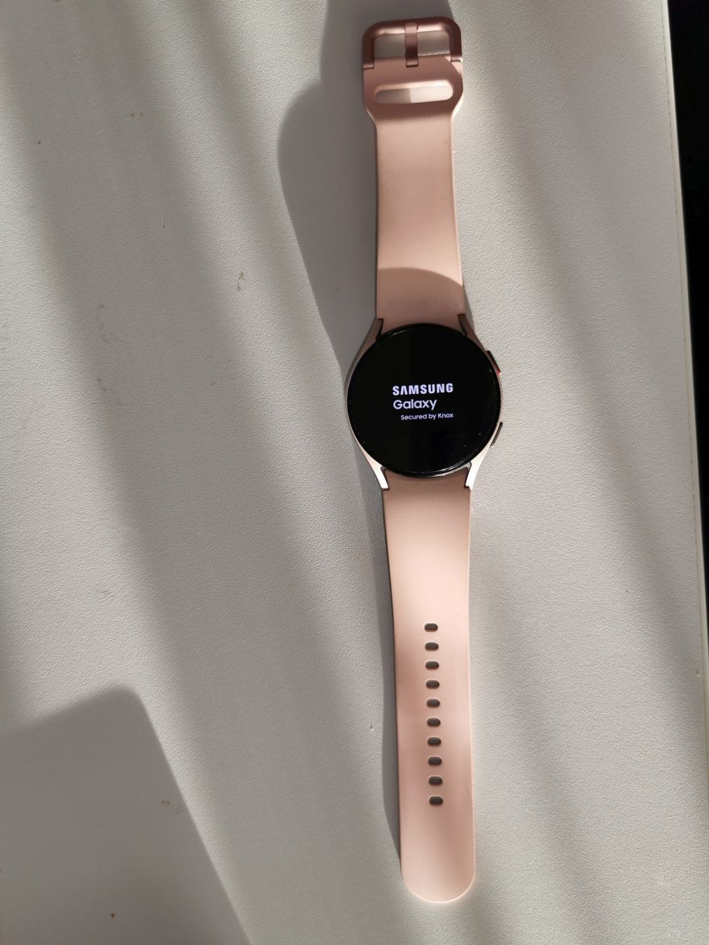 Samsung Galaxy Watch 5 BT (40mm, rosa) (Gebraucht) in Pfäffikon ZH für ...