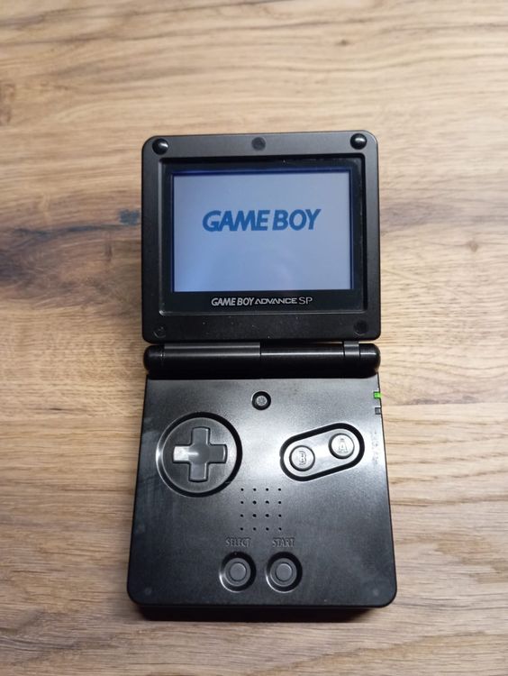 Original Nintendo Gameboy Advance SP in Schwarz | Kaufen auf Ricardo