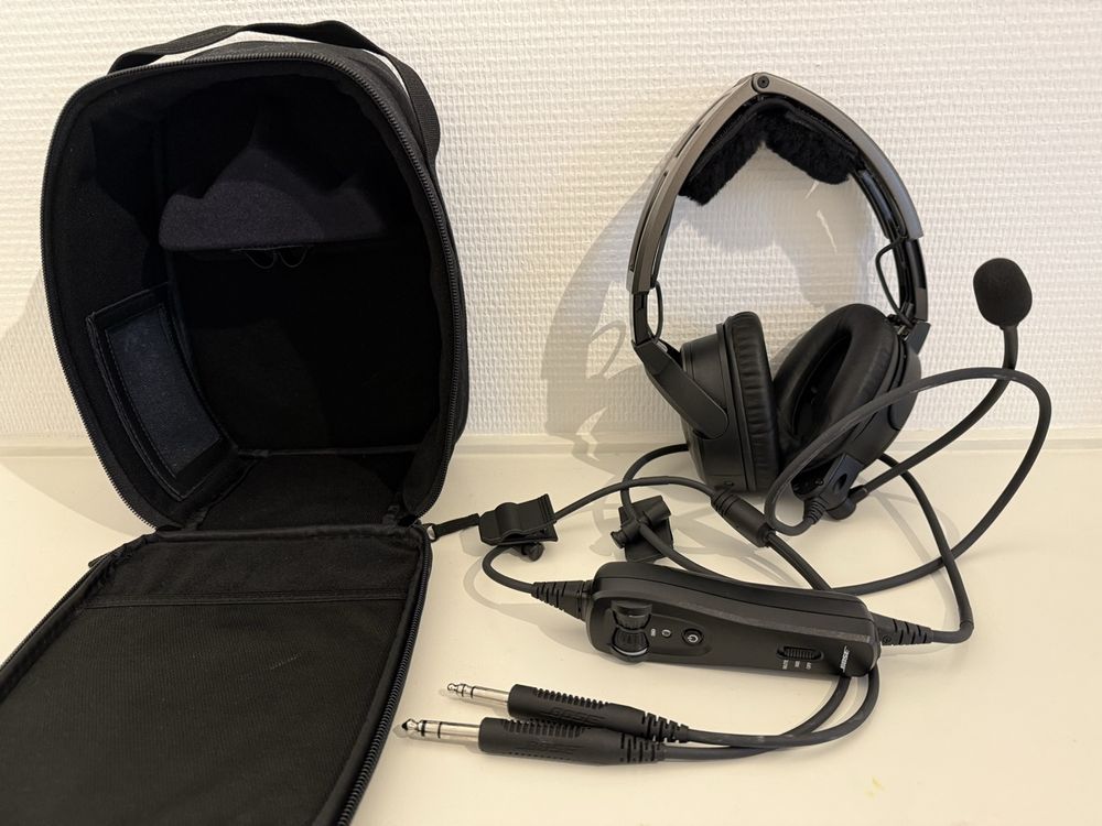 Bose A20 Aviation Headset mit Noise Reduction (Gebraucht) in Arlesheim ...