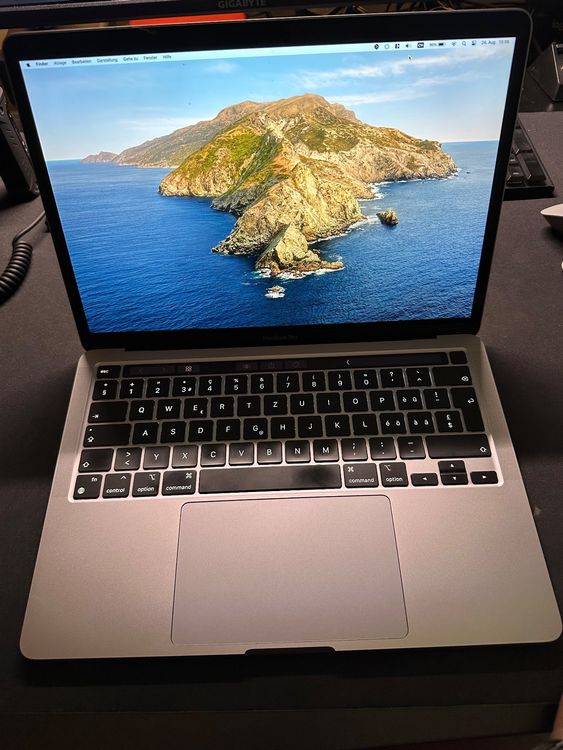 MacBook Pro M1 2020 13-inch, 8GB RAM, 256 GB SSD, space Grey | Kaufen auf Ricardo
