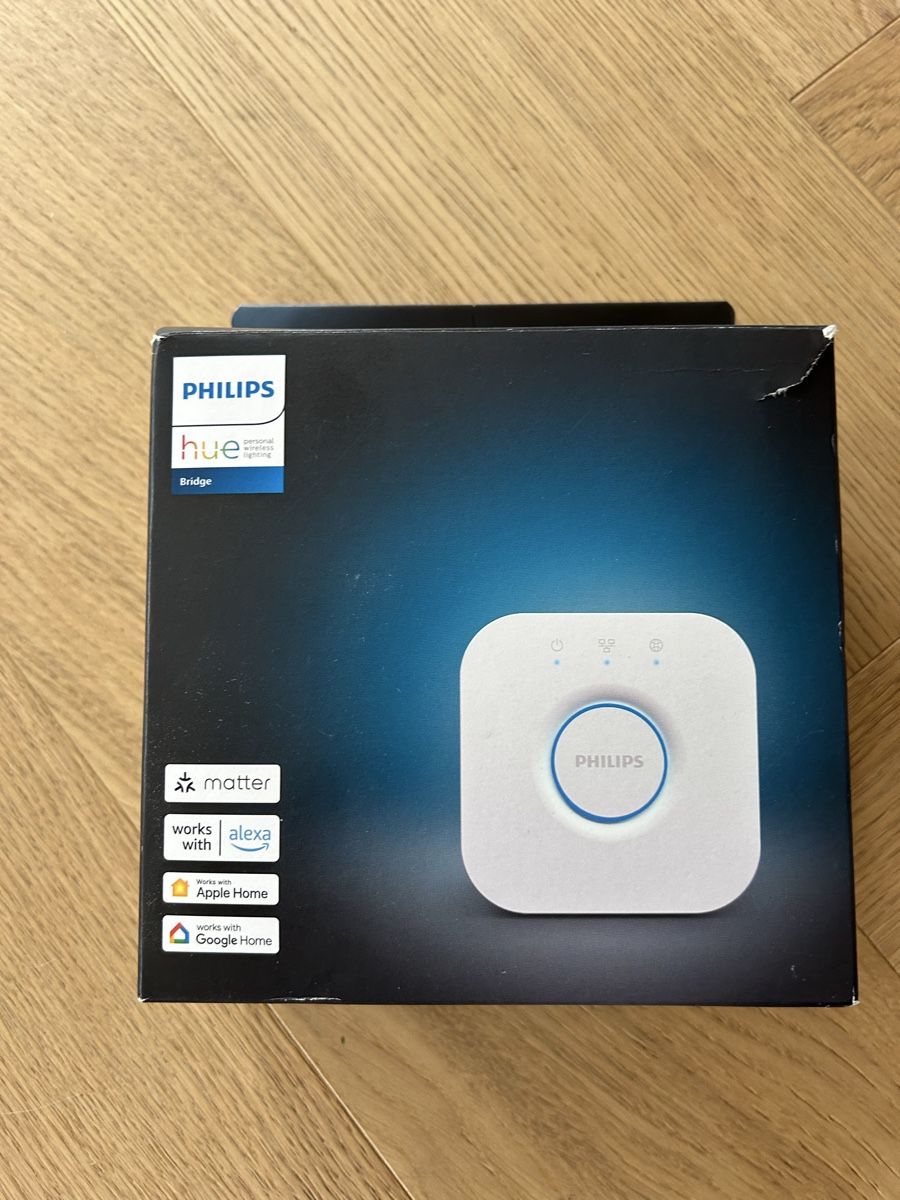 Philips Hue Bridge 2.1 - Smart Home Lighting Control Hub (Neu und ...