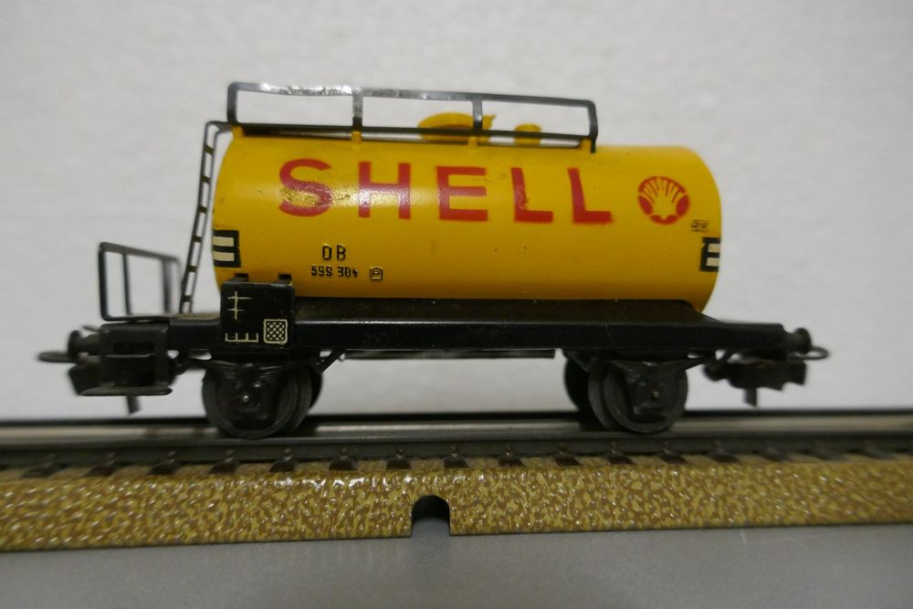Märklin 4502 Kesselwagen Shell gelb DB 599 304P (Gebraucht) in ...