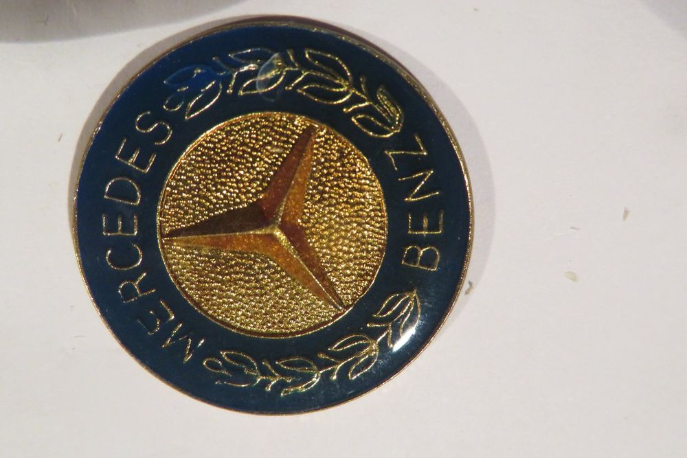 1 Pin Mercedes Benz, Durchmesser 2.5 cm | Kaufen auf Ricardo