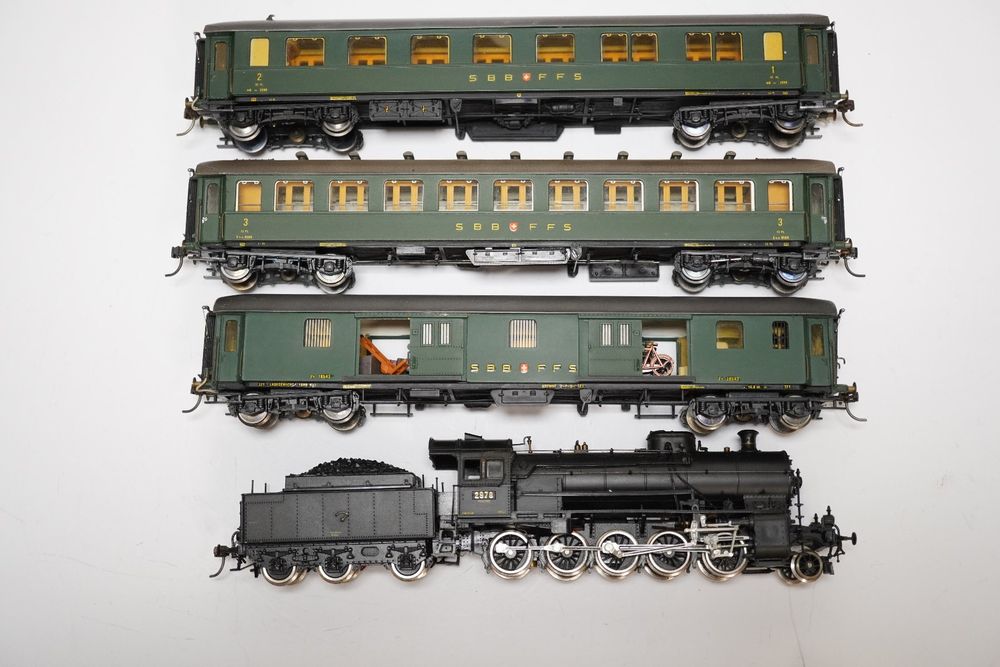 8¡ Personenzug C 5/6 Roco + 3 Metrop Wagen | Kaufen auf Ricardo