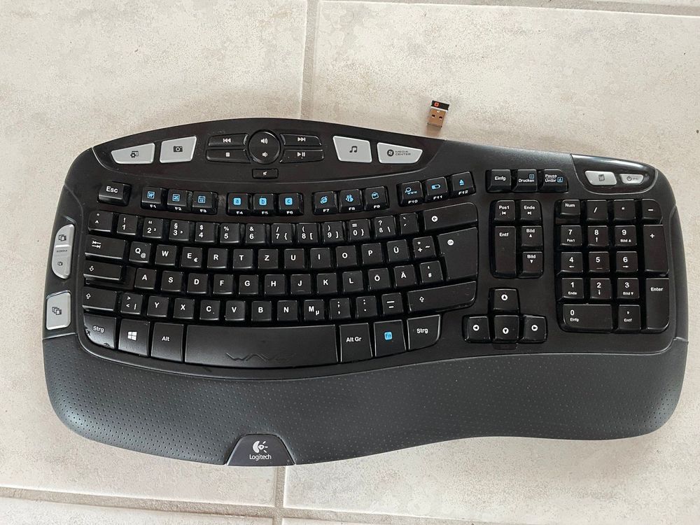 Logitech Wireless Keyboard K350 | Kaufen auf Ricardo