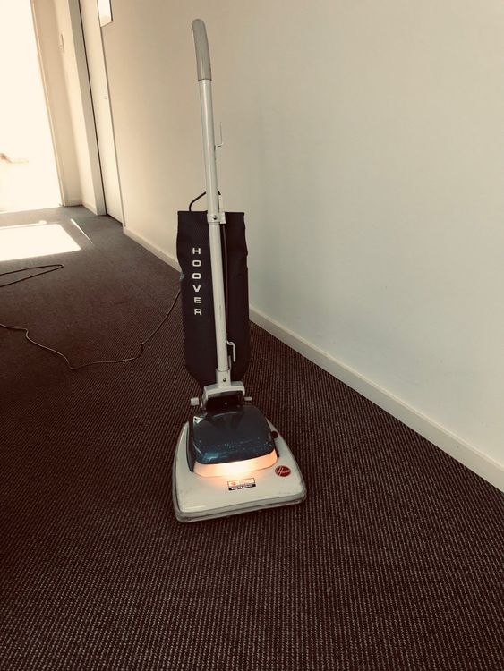 HOOVER Staubsauger Model 6525C - vor 1973 / mit Kampfspuren | Kaufen ...