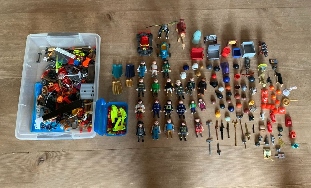 Playmobil-Konvolut: Viele Figuren und Zubehörteile! | Kaufen auf Ricardo