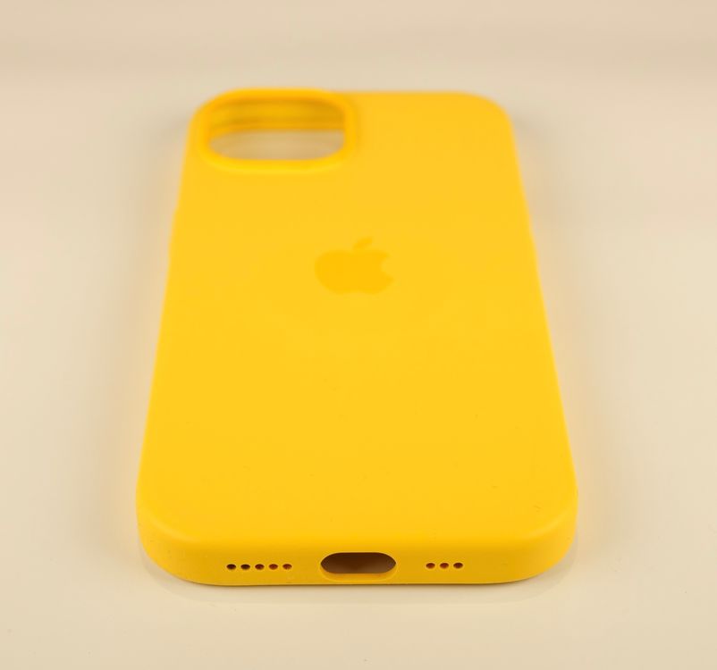 Apple iPhone 15 Silikon Hülle - Gelb! Wie neu! (Gebraucht) in Thalwil ...