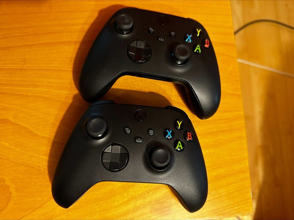 2x Controller Wireless Xbox Series -Carbon Black- (Gebraucht) in ...