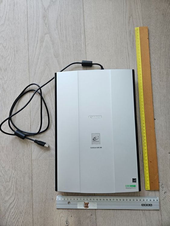Scanner Canon LED CanoScan LiDE 200, Flachbett in silbergrau (Gebraucht ...