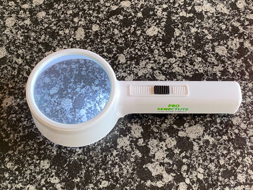 Pro Senectute Lese Lupe mit LED Beleuchtung, neuwertig (Neu (gemäss ...