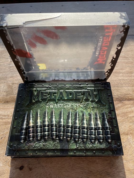 Megadeth Warchest Boxset CD + DVD Limited Edition | Kaufen auf Ricardo