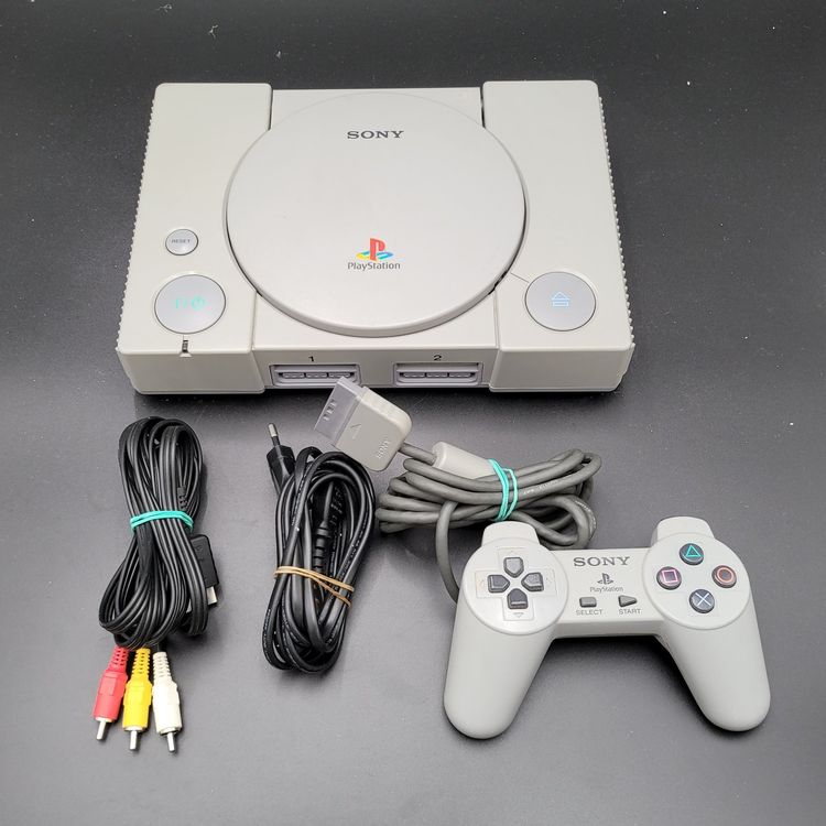 PS1 Konsole (3D) (Gebraucht) in Domat/Ems für CHF 79.9 – mit Lieferung ...