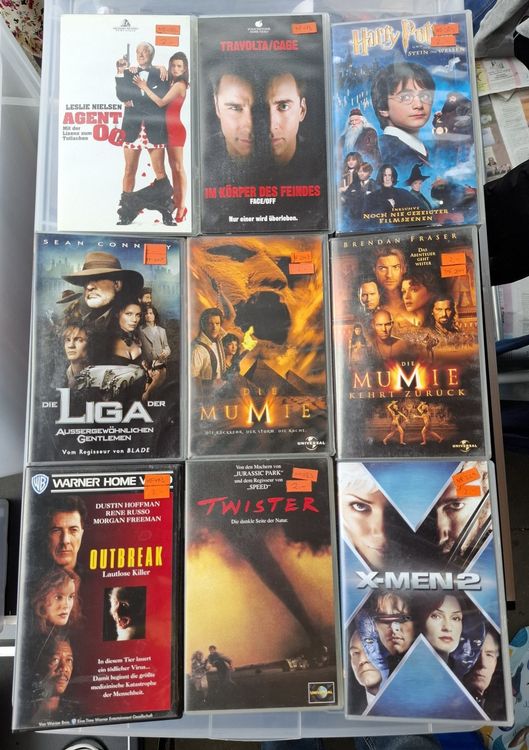Set mit 9 VHS-Kassetten (diverse Genres) (Gebraucht) in Liebefeld für CHF 3 – mit Lieferung auf ...