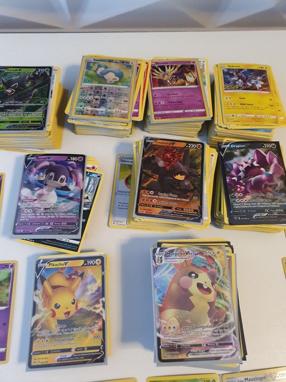 Pokemon 800 Karten, Holos und V Karten (Gebraucht) in St.Gallen für CHF ...