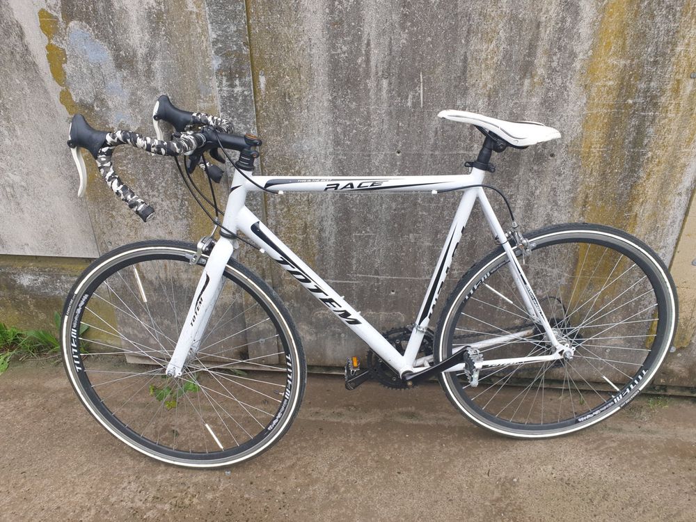 Renvelo Totem Race (Gebraucht) in Näfels für CHF 165 – nur Abholung auf ...