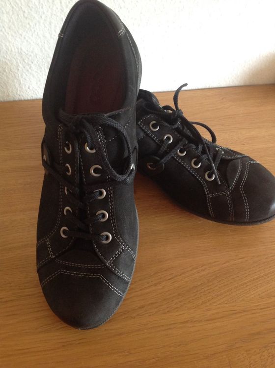 ECCO Lederschuhe Gr. 40 schwarz nwrt (Gebraucht) in Urdorf für CHF 25 – mit Lieferung auf ...
