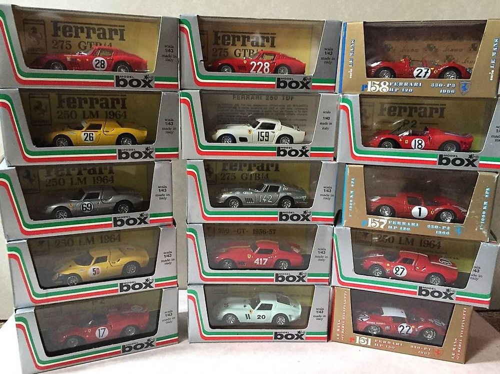 pour collectionneur! Plus de 140 modèles Ferrari (Gebraucht) in Couvet für CHF 2800 – nur ...