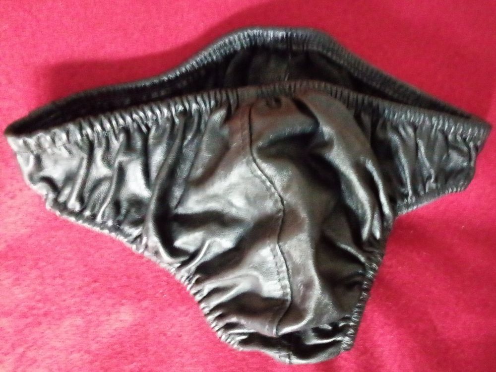 erotischer Männerslip, echt Leder, neu (Neu (gemäss Beschreibung)) in ...