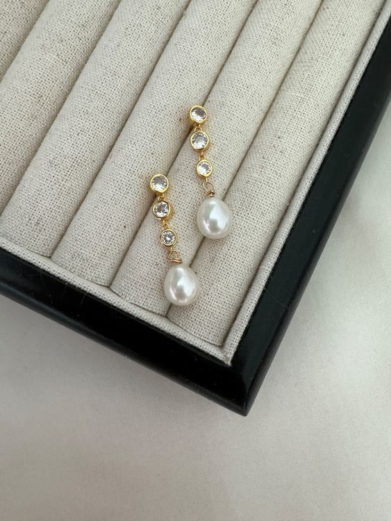 Perlen Ohrringe /Süsswasserperlen echte (Neu und originalverpackt) in Sarnen für CHF 40 – mit ...