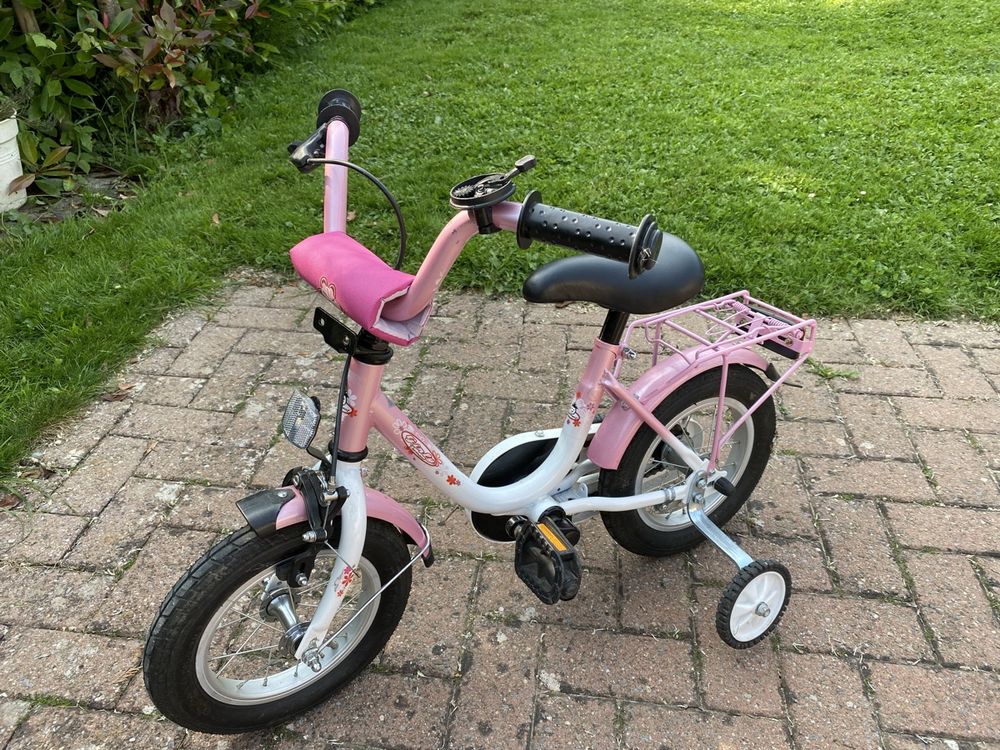 Vélo enfant rose girly avec roulettes, 12 pouces 🌸 (D'occasion) à ...
