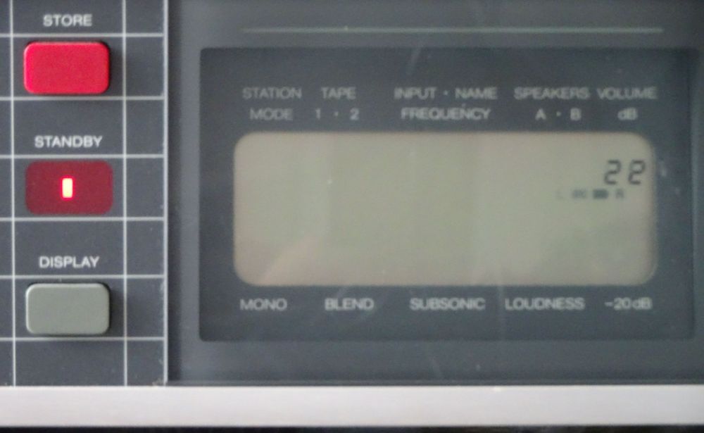 Revox B285 B-285 Receiver mit Fernbedienung B205, Defekt | Kaufen auf Ricardo