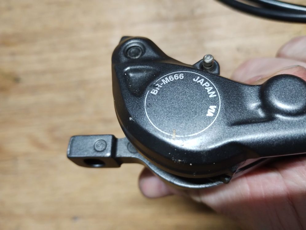 Scheibenbremse Shimano SLX BR-M666 hinten (Gebraucht) in Oetwil am See ...