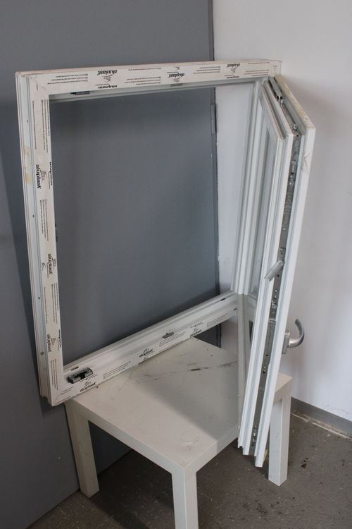 Fenêtre PVC 100x100 ouvrant et oscillant battant (Neu und ...