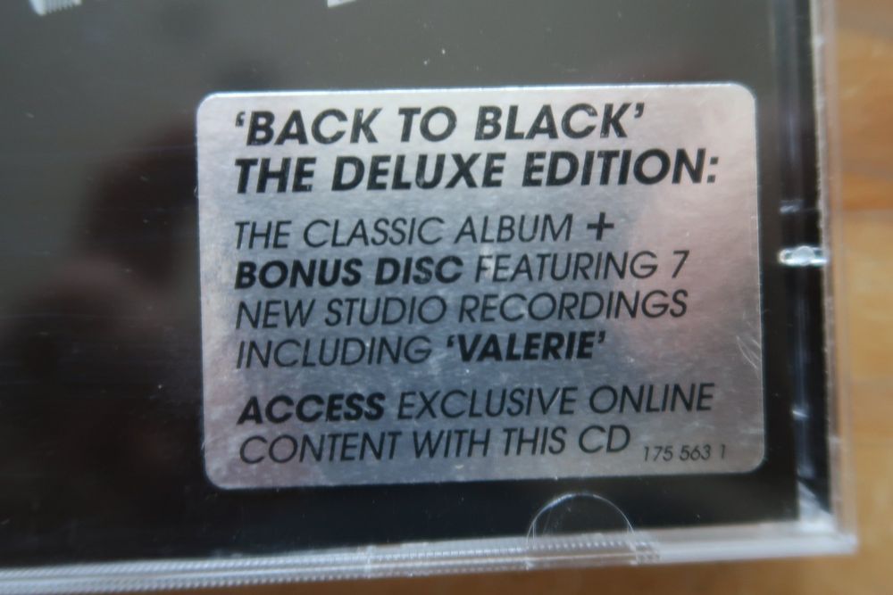 AMY WINEHOUSE - BACK TO BLACK Deluxe Edition mit BONUS CD (Gebraucht ...