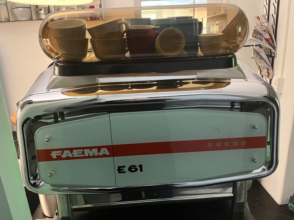 Siebträger Kaffeemaschine FAEMA E61 voll funktionsfähig (Gebraucht) in ...