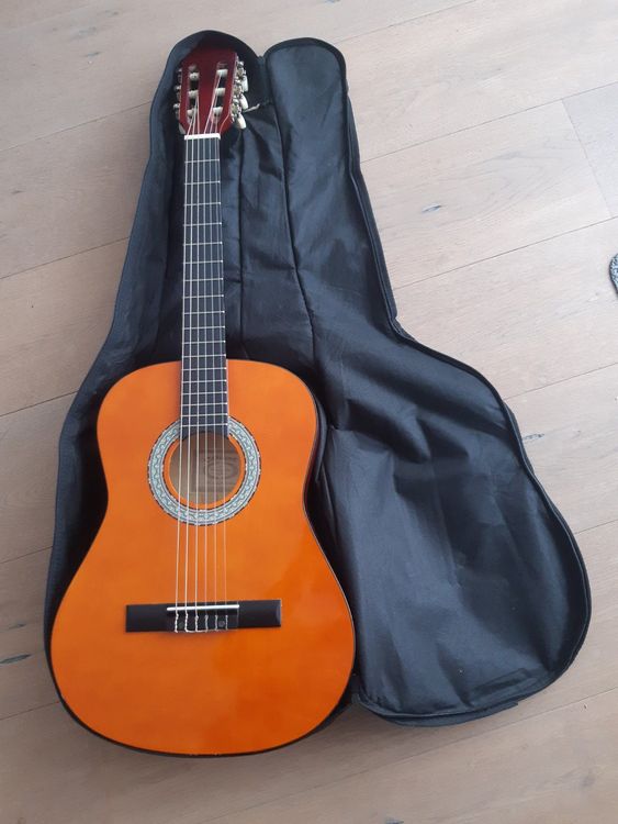 Gitarre C. Giant Concert Quitar | Kaufen auf Ricardo